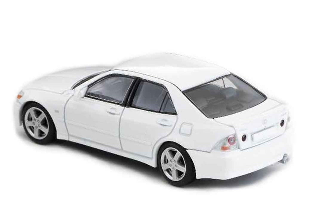 【已截訂】TT Tomytec TLV-Lexus IS200 White (Exclusive)